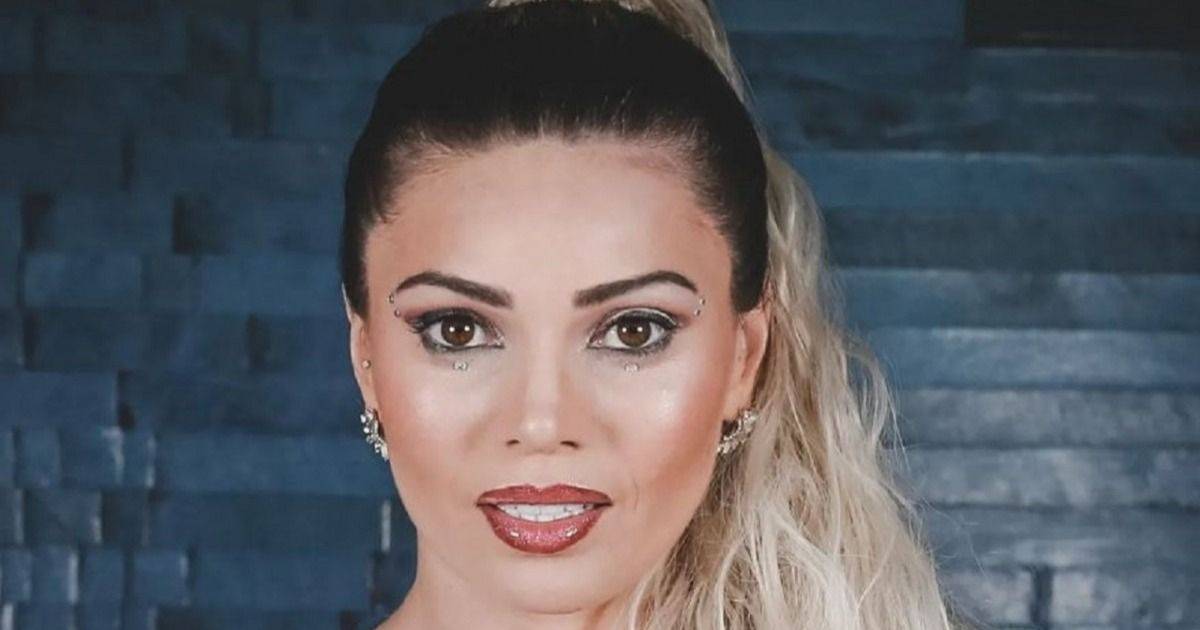 Faloon Larraguibel arrasó con su show en club nocturno