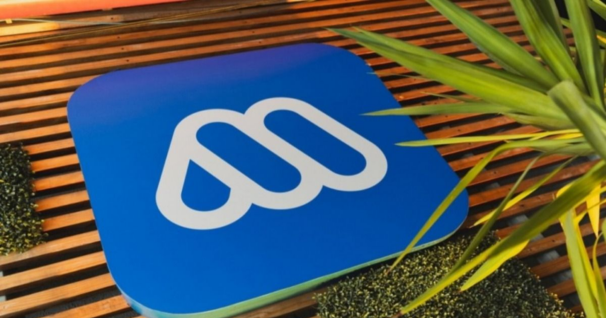 Acusan a famoso actor de Mega: "Roteaba de la cintura para abajo"